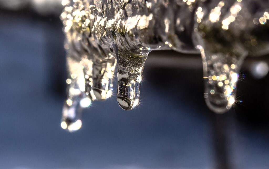 How to Thaw Frozen Pipes & Prevent Costly Damage in Columbia